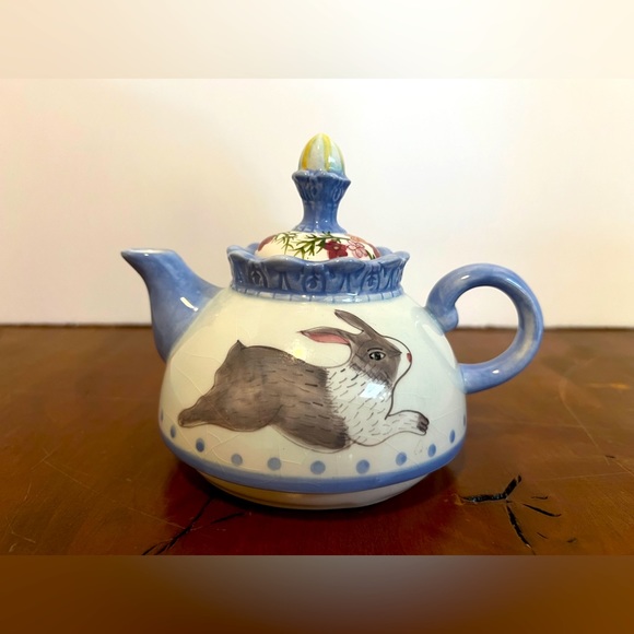 danna cullen design | Kitchen | Meadow Bunny By Zriketeapot Lid W Cup Danna Cullen Design | Poshmark